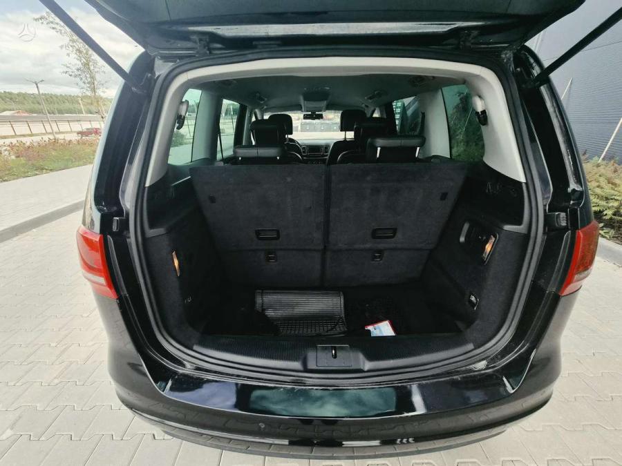 Melns Volkswagen Sharan 2013 Viļņa, ar dzinēja tilpumu 2.00 L un nobraukumu 262 tūkst. km par 8450 €, foto 13 vietnē AUTOMOTO.COM.LV