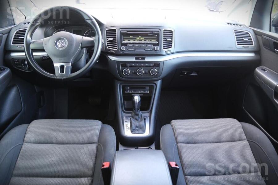 Melns Volkswagen Sharan 2013 Rīga, ar dzinēja tilpumu 2.00 L un nobraukumu 309 tūkst. km par 7495 €, foto 15 vietnē AUTOMOTO.COM.LV
