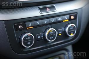 Melns Volkswagen Sharan 2013 Rīga, ar dzinēja tilpumu 2.00 L un nobraukumu 309 tūkst. km par 7495 €, foto 24 vietnē AUTOMOTO.COM.LV