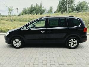 Black Volkswagen Sharan 2013 in Vilnius, with an engine capacity of 1.97 L and mileage of 268 thousand km for 8150 €, photo 9 on AUTOMOTO.COM.LV