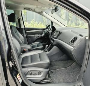Black Volkswagen Sharan 2013 in Vilnius, with an engine capacity of 1.97 L and mileage of 268 thousand km for 8150 €, photo 14 on AUTOMOTO.COM.LV