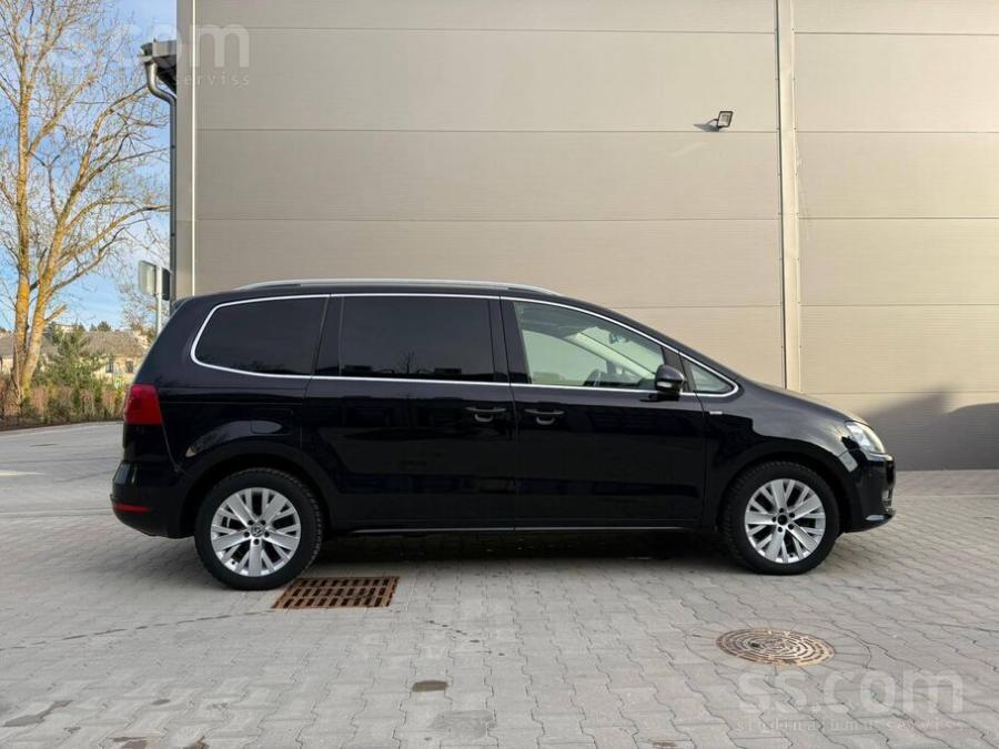 Melns Volkswagen Sharan 2014 Rīga, ar dzinēja tilpumu 2.00 L un nobraukumu 319 tūkst. km par 9700 €, foto 3 vietnē AUTOMOTO.COM.LV