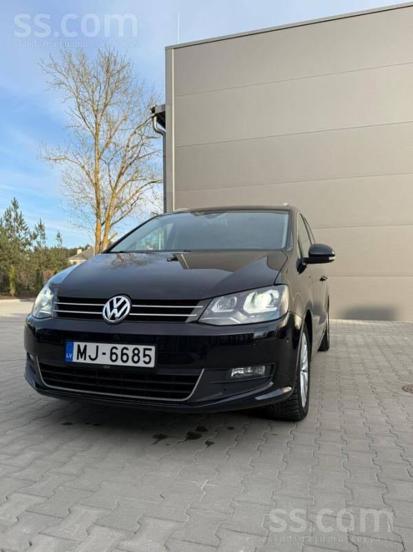 Melns Volkswagen Sharan 2014 Rīga, ar dzinēja tilpumu 2.00 L un nobraukumu 319 tūkst. km par 9700 €, foto 3 vietnē AUTOMOTO.COM.LV