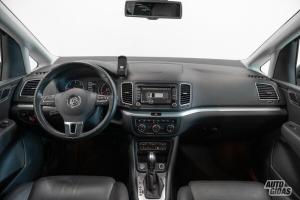 Black Volkswagen Sharan 2014 in Vilnius, with an engine capacity of 2.00 L and mileage of 255 thousand km for 12000 €, photo 9 on AUTOMOTO.COM.LV