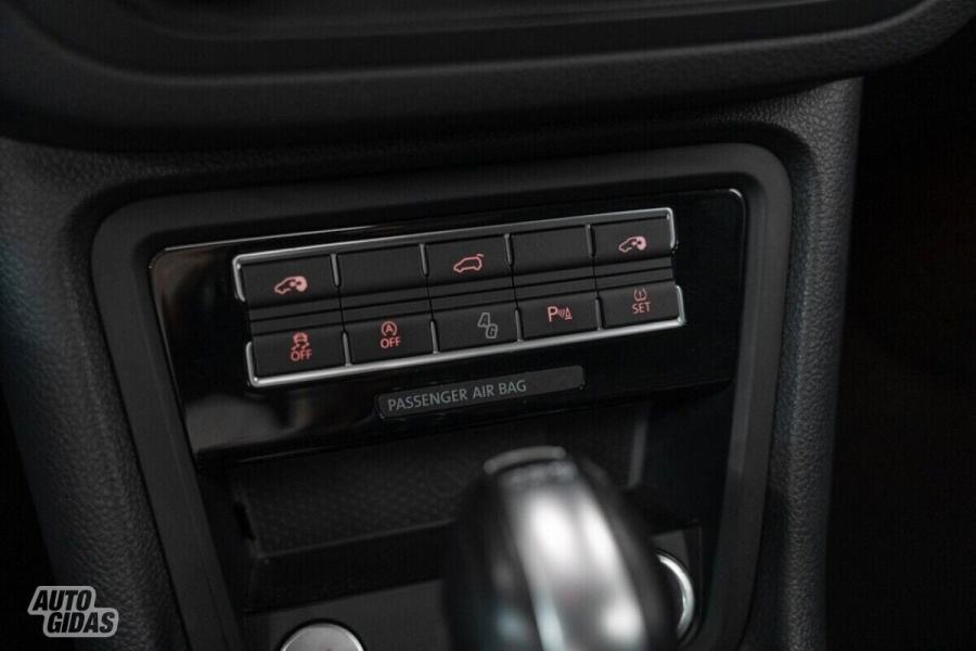 Black Volkswagen Sharan 2014 in Vilnius, with an engine capacity of 2.00 L and mileage of 255 thousand km for 12000 €, photo 15 on AUTOMOTO.COM.LV