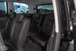 Black Volkswagen Sharan 2014 in Vilnius, with an engine capacity of 2.00 L and mileage of 255 thousand km for 12000 €, photo 18 on AUTOMOTO.COM.LV