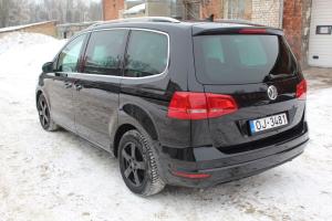 Black Volkswagen Sharan 2014 in Liepaja, with an engine capacity of 2.00 L and mileage of 324 thousand km for 7950 €, photo 4 on AUTOMOTO.COM.LV