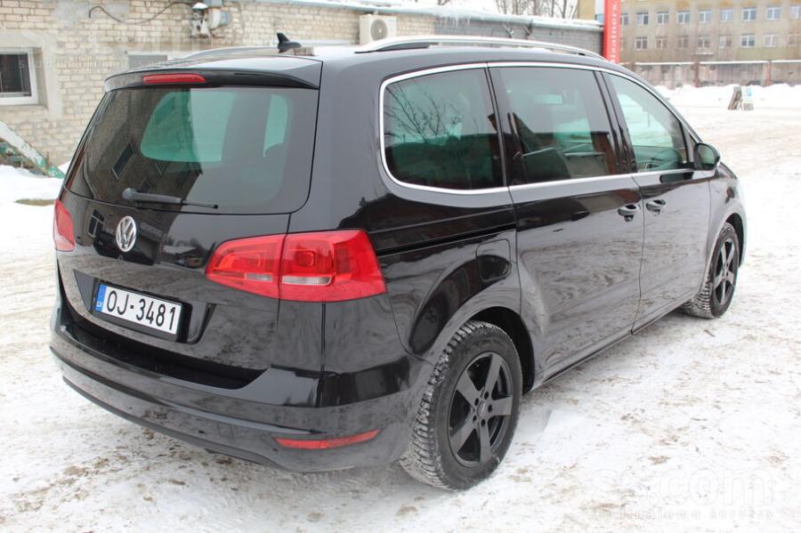 Black Volkswagen Sharan 2014 in Liepaja, with an engine capacity of 2.00 L and mileage of 324 thousand km for 7950 €, photo 5 on AUTOMOTO.COM.LV
