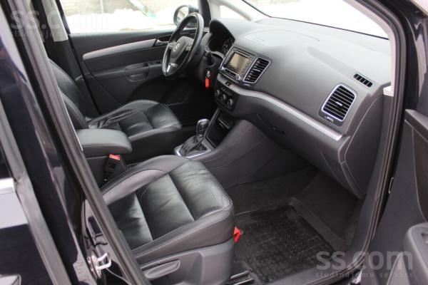 Melns Volkswagen Sharan 2014 Liepāja, ar dzinēja tilpumu 2.00 L un nobraukumu 324 tūkst. km par 7950 €, foto 9 vietnē AUTOMOTO.COM.LV