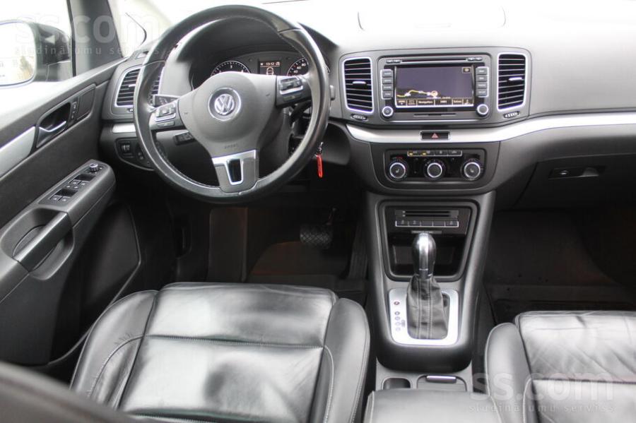 Melns Volkswagen Sharan 2014 Liepāja, ar dzinēja tilpumu 2.00 L un nobraukumu 324 tūkst. km par 7950 €, foto 11 vietnē AUTOMOTO.COM.LV