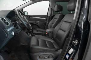 Black Volkswagen Sharan 2014 in Vilnius, with an engine capacity of 2.00 L and mileage of 255 thousand km for 11700 €, photo 8 on AUTOMOTO.COM.LV