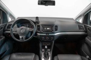 Black Volkswagen Sharan 2014 in Vilnius, with an engine capacity of 2.00 L and mileage of 255 thousand km for 11700 €, photo 9 on AUTOMOTO.COM.LV