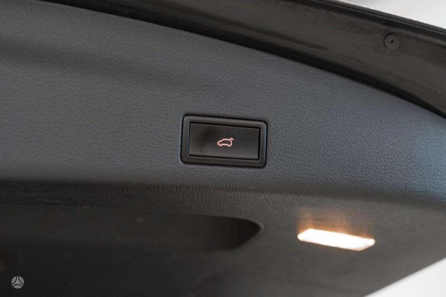 Black Volkswagen Sharan 2014 in Vilnius, with an engine capacity of 2.00 L and mileage of 255 thousand km for 11700 €, photo 22 on AUTOMOTO.COM.LV