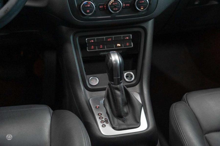 Melns Volkswagen Sharan 2014 Viļņa, ar dzinēja tilpumu 2.00 L un nobraukumu 255 tūkst. km par 11700 €, foto 16 vietnē AUTOMOTO.COM.LV