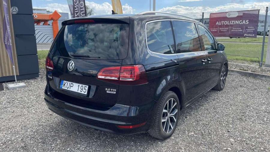 Black Volkswagen Sharan 2014 in Marijampole, with an engine capacity of 1.97 L and mileage of 290 thousand km for 9990 €, photo 13 on AUTOMOTO.COM.LV
