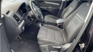 Black Volkswagen Sharan 2014 in Marijampole, with an engine capacity of 1.97 L and mileage of 290 thousand km for 9990 €, photo 15 on AUTOMOTO.COM.LV