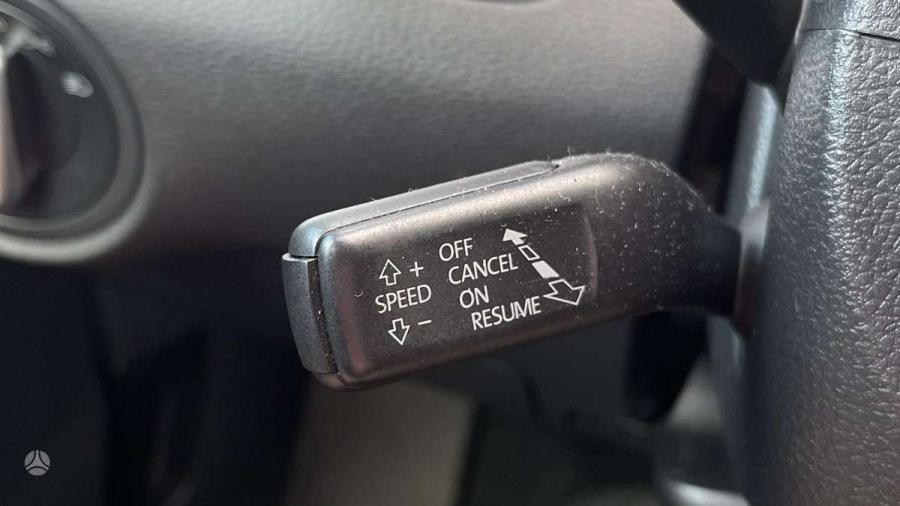 Black Volkswagen Sharan 2014 in Marijampole, with an engine capacity of 1.97 L and mileage of 290 thousand km for 9990 €, photo 28 on AUTOMOTO.COM.LV