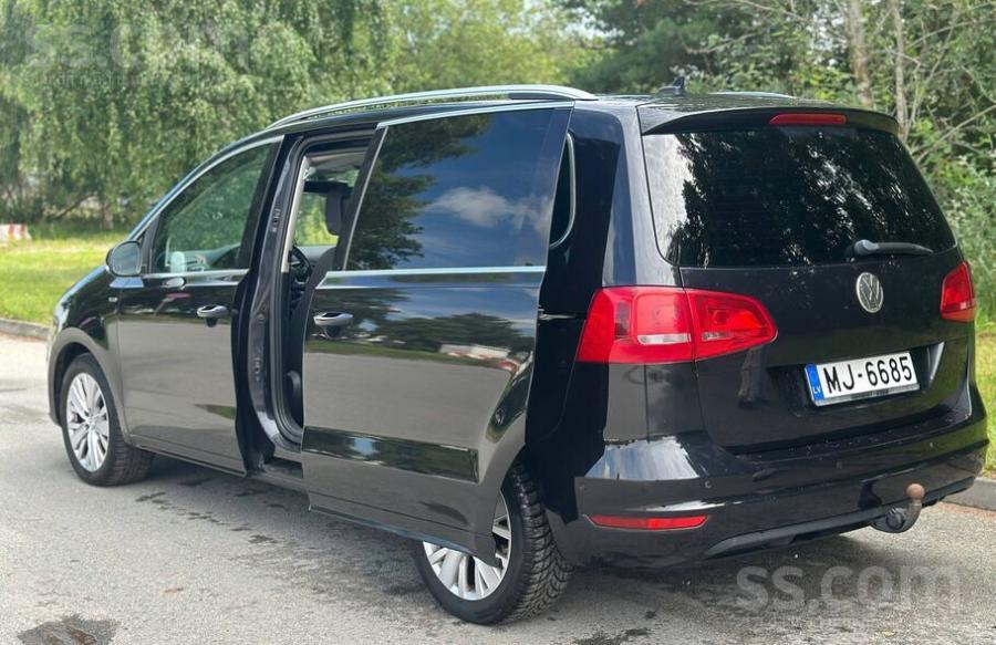 Melns Volkswagen Sharan 2014 Rīga, ar dzinēja tilpumu 2.00 L un nobraukumu 320 tūkst. km par 8500 €, foto 5 vietnē AUTOMOTO.COM.LV
