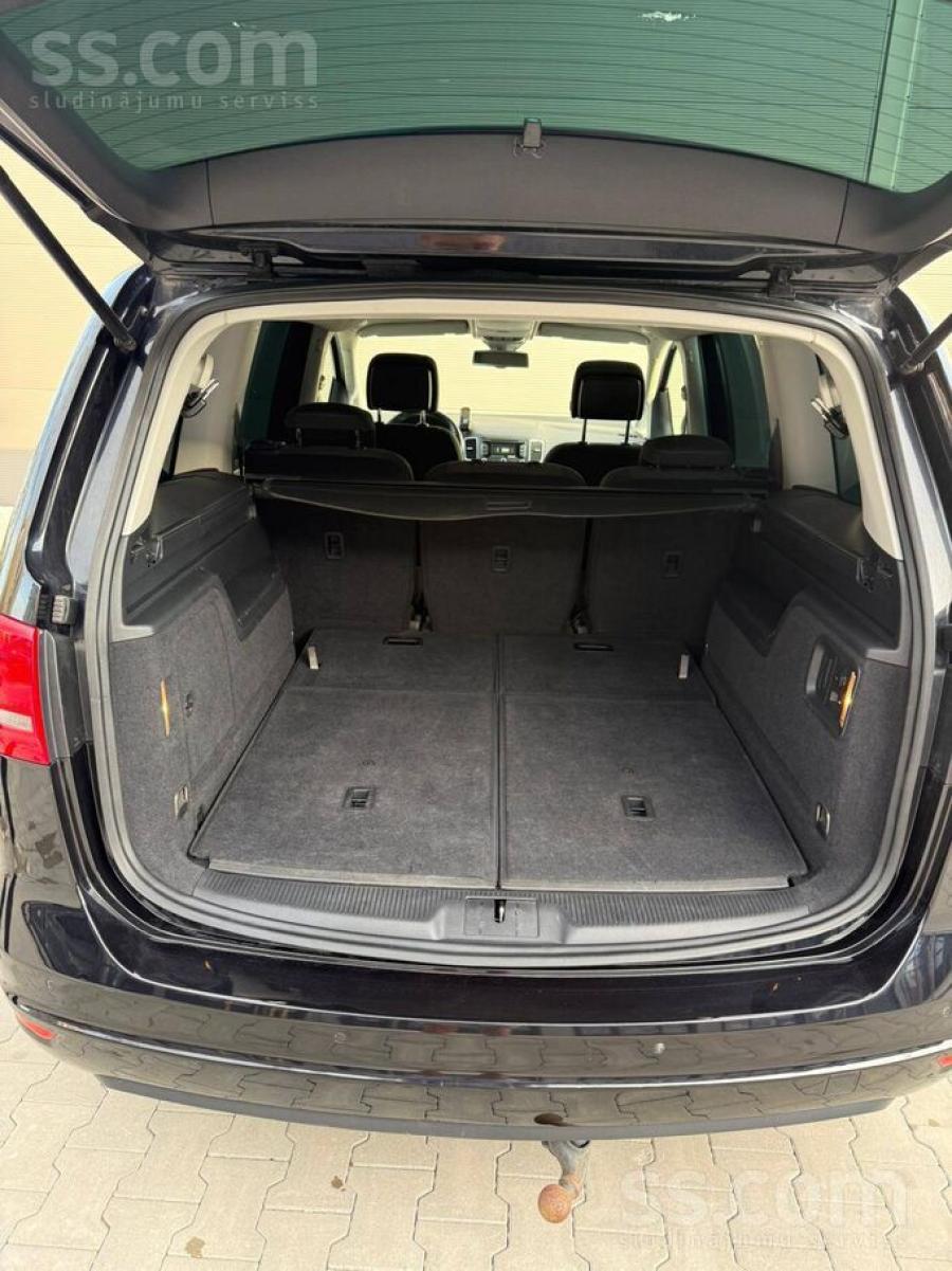 Melns Volkswagen Sharan 2014 Rīga, ar dzinēja tilpumu 2.00 L un nobraukumu 320 tūkst. km par 8500 €, foto 7 vietnē AUTOMOTO.COM.LV