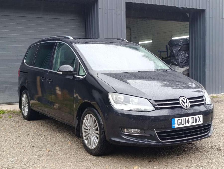 Melns Volkswagen Sharan 2014 Viļņa, ar dzinēja tilpumu 1.97 L un nobraukumu 400 tūkst. km par 3150 €, foto 3 vietnē AUTOMOTO.COM.LV