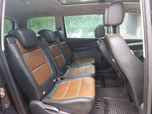 Melns Volkswagen Sharan 2014 Viļņa, ar dzinēja tilpumu 1.97 L un nobraukumu 400 tūkst. km par 3150 €, foto 9 vietnē AUTOMOTO.COM.LV