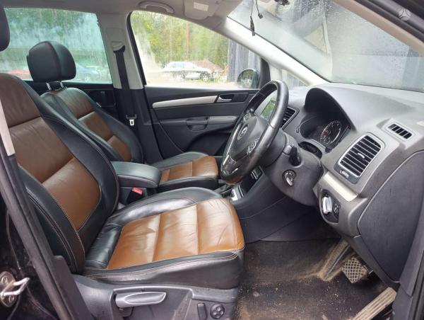 Melns Volkswagen Sharan 2014 Viļņa, ar dzinēja tilpumu 1.97 L un nobraukumu 400 tūkst. km par 3150 €, foto 10 vietnē AUTOMOTO.COM.LV