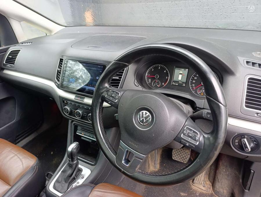 Melns Volkswagen Sharan 2014 Viļņa, ar dzinēja tilpumu 1.97 L un nobraukumu 400 tūkst. km par 3150 €, foto 14 vietnē AUTOMOTO.COM.LV
