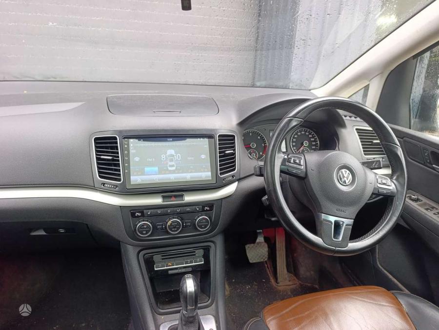 Melns Volkswagen Sharan 2014 Viļņa, ar dzinēja tilpumu 1.97 L un nobraukumu 400 tūkst. km par 3150 €, foto 15 vietnē AUTOMOTO.COM.LV