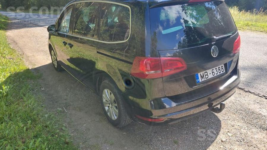 Черный Фольксваген Шаран 2014 в Рига, объемом двигателя 2.00 л и пробегом 354 тыс. км за 7000 €, фото 3 на AUTOMOTO.COM.LV