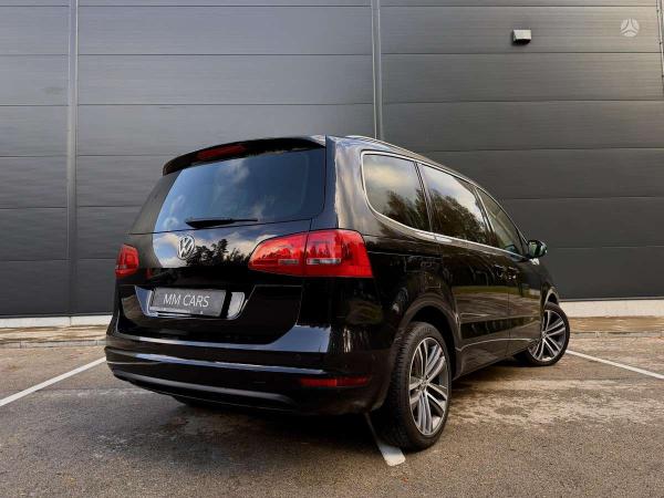 Melns Volkswagen Sharan 2015 Rīga, ar dzinēja tilpumu 1.97 L un nobraukumu 300 tūkst. km par 12900 €, foto 5 vietnē AUTOMOTO.COM.LV
