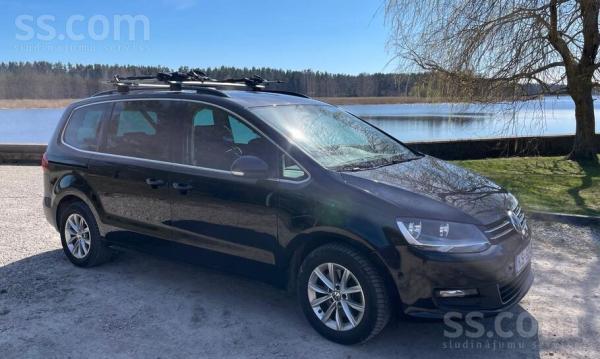 Black Volkswagen Sharan 2015 in Jurmala, with an engine capacity of 2.00 L and mileage of 392 thousand km for 8700 €, photo 2 on AUTOMOTO.COM.LV