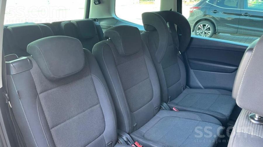 Melns Volkswagen Sharan 2015 Jūrmala, ar dzinēja tilpumu 2.00 L un nobraukumu 392 tūkst. km par 8700 €, foto 11 vietnē AUTOMOTO.COM.LV