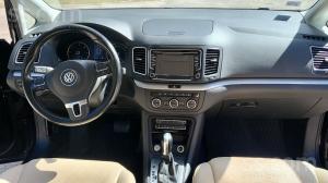 Black Volkswagen Sharan 2015 in Riga, with an engine capacity of 2.00 L and mileage of 0 thousand km for 8500 €, photo 15 on AUTOMOTO.COM.LV