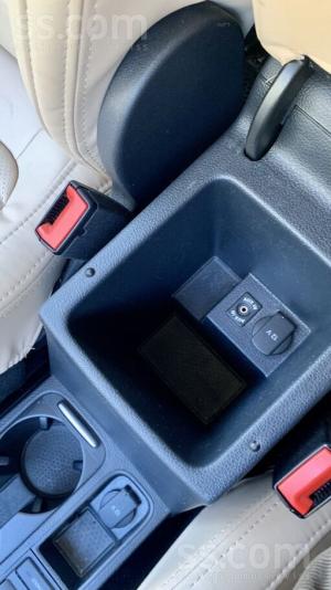 Black Volkswagen Sharan 2015 in Riga, with an engine capacity of 2.00 L and mileage of 0 thousand km for 8500 €, photo 24 on AUTOMOTO.COM.LV