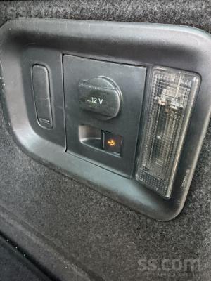 Black Volkswagen Sharan 2015 in Riga, with an engine capacity of 2.00 L and mileage of 370 thousand km for 4000 €, photo 10 on AUTOMOTO.COM.LV