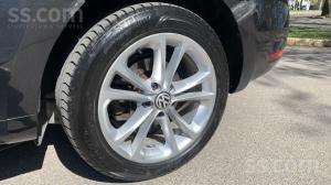 Black Volkswagen Sharan 2015 in Riga, with an engine capacity of 2.00 L and mileage of 257 thousand km for 7100 €, photo 11 on AUTOMOTO.COM.LV