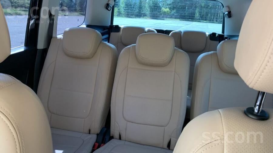 Black Volkswagen Sharan 2015 in Riga, with an engine capacity of 2.00 L and mileage of 257 thousand km for 7100 €, photo 14 on AUTOMOTO.COM.LV