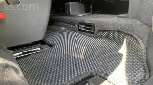Black Volkswagen Sharan 2015 in Riga, with an engine capacity of 2.00 L and mileage of 257 thousand km for 7100 €, photo 18 on AUTOMOTO.COM.LV