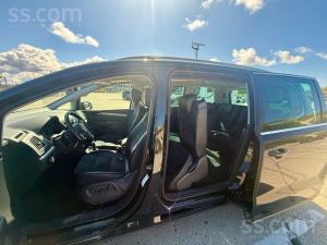 Melns Volkswagen Sharan 2015 Ventspils, ar dzinēja tilpumu 2.00 L un nobraukumu 273 tūkst. km par 9900 €, foto 3 vietnē AUTOMOTO.COM.LV