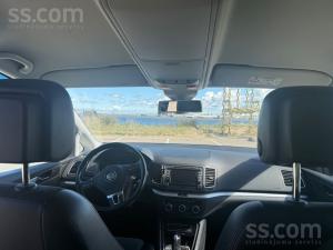 Melns Volkswagen Sharan 2015 Ventspils, ar dzinēja tilpumu 2.00 L un nobraukumu 273 tūkst. km par 9900 €, foto 4 vietnē AUTOMOTO.COM.LV