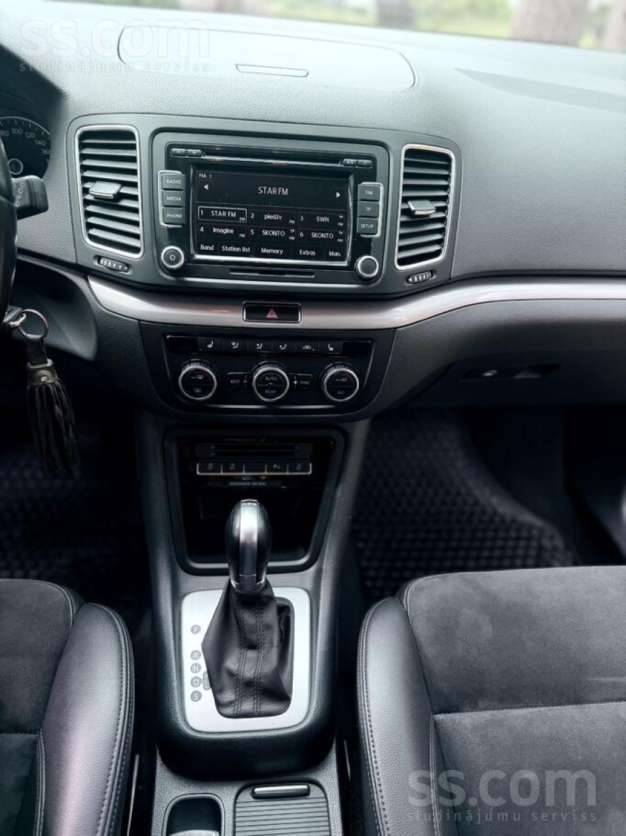 Melns Volkswagen Sharan 2015 Rīga, ar dzinēja tilpumu 2.00 L un nobraukumu 332 tūkst. km par 12000 €, foto 8 vietnē AUTOMOTO.COM.LV