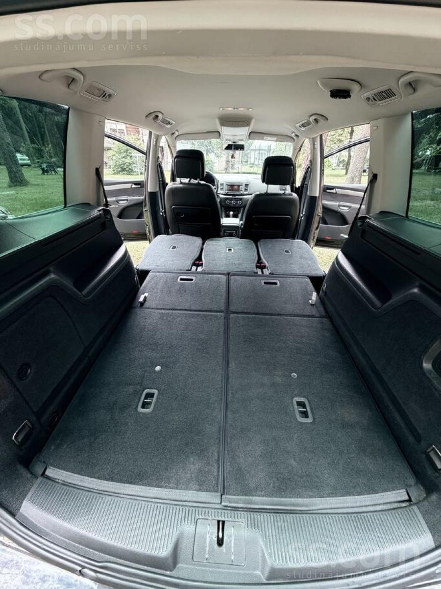 Melns Volkswagen Sharan 2015 Rīga, ar dzinēja tilpumu 2.00 L un nobraukumu 332 tūkst. km par 12000 €, foto 15 vietnē AUTOMOTO.COM.LV