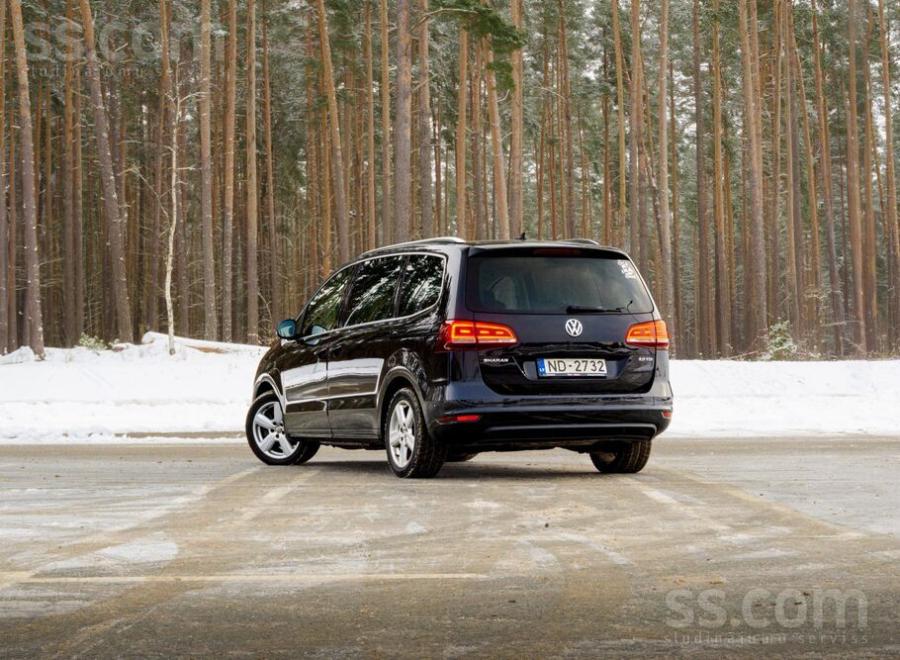 Melns Volkswagen Sharan 2016 Rīga, ar dzinēja tilpumu 2.00 L un nobraukumu 206 tūkst. km par 12490 €, foto 8 vietnē AUTOMOTO.COM.LV