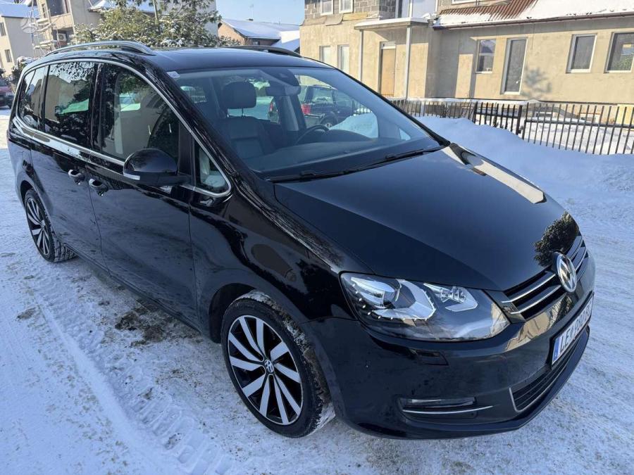 Melns Volkswagen Sharan 2016 Kauņa, ar dzinēja tilpumu 1.97 L un nobraukumu 263 tūkst. km par 13900 €, foto 2 vietnē AUTOMOTO.COM.LV