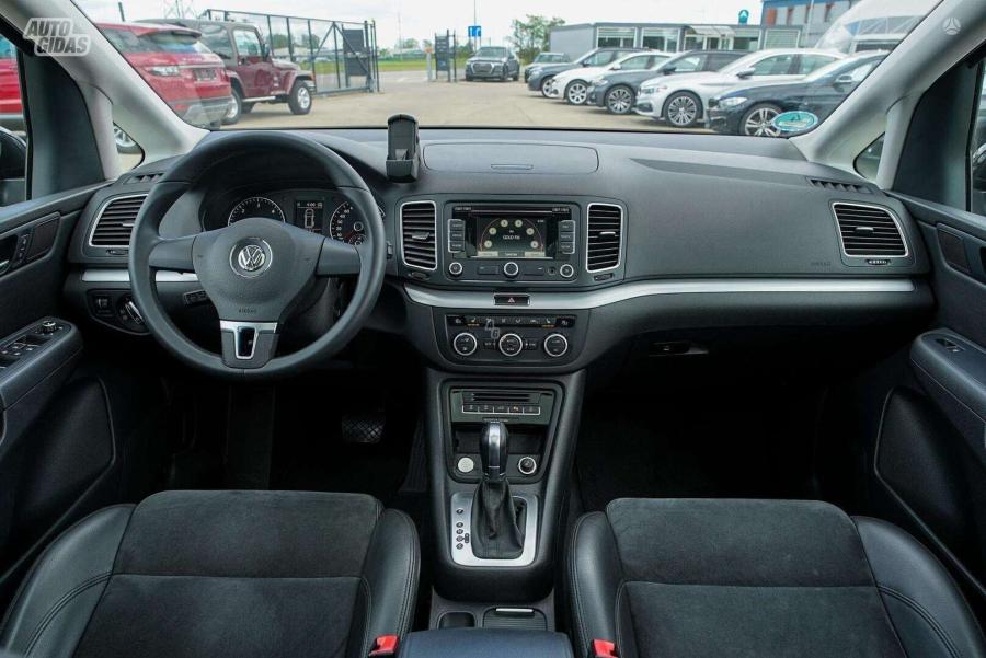 Melns Volkswagen Sharan 2016 Marijampole, ar dzinēja tilpumu 2.00 L un nobraukumu 179 tūkst. km par 11950 €, foto 17 vietnē AUTOMOTO.COM.LV