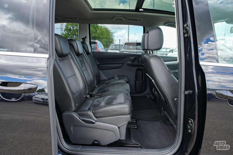 Melns Volkswagen Sharan 2016 Marijampole, ar dzinēja tilpumu 2.00 L un nobraukumu 179 tūkst. km par 11950 €, foto 34 vietnē AUTOMOTO.COM.LV