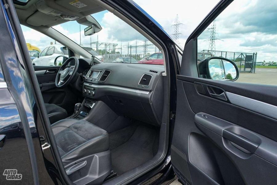 Melns Volkswagen Sharan 2016 Marijampole, ar dzinēja tilpumu 2.00 L un nobraukumu 179 tūkst. km par 11950 €, foto 36 vietnē AUTOMOTO.COM.LV