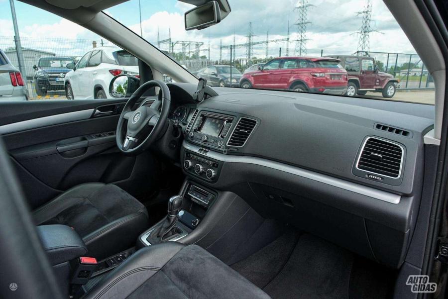 Melns Volkswagen Sharan 2016 Marijampole, ar dzinēja tilpumu 2.00 L un nobraukumu 179 tūkst. km par 11950 €, foto 37 vietnē AUTOMOTO.COM.LV
