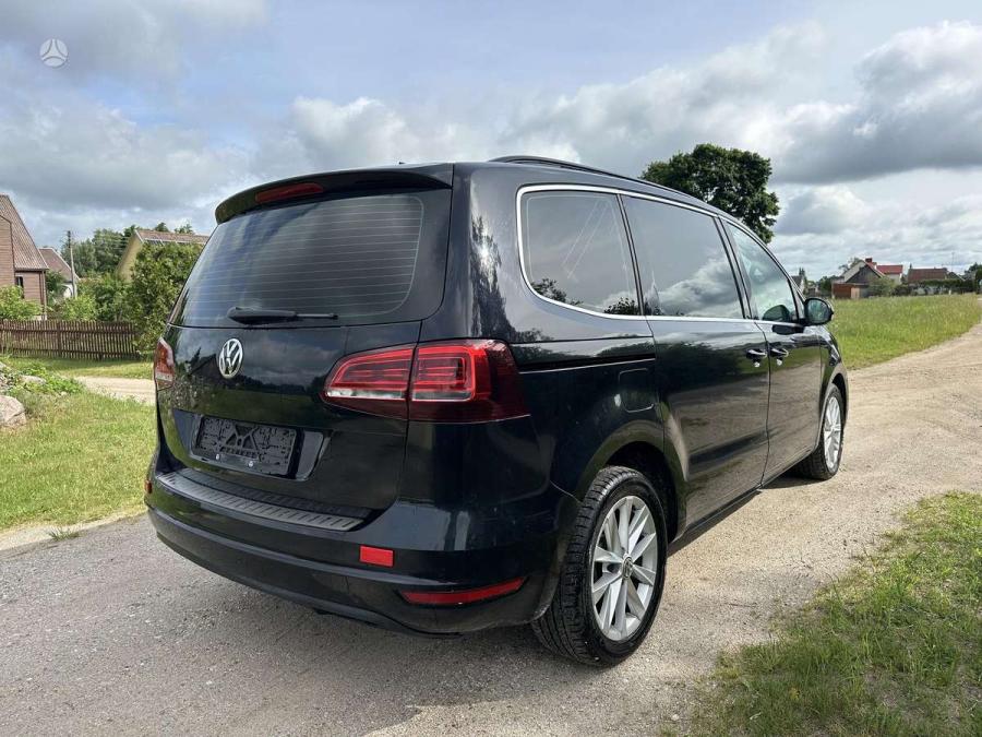 Melns Volkswagen Sharan 2016 Ukmergė, ar dzinēja tilpumu 2.00 L un nobraukumu 251 tūkst. km par 10200 €, foto 7 vietnē AUTOMOTO.COM.LV