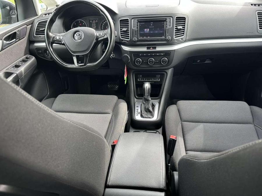Melns Volkswagen Sharan 2016 Ukmergė, ar dzinēja tilpumu 2.00 L un nobraukumu 251 tūkst. km par 10200 €, foto 12 vietnē AUTOMOTO.COM.LV